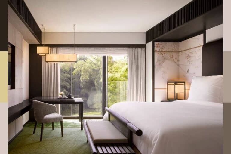 45 World's Best Royal Bedroom Ideas | Luxurious Designs