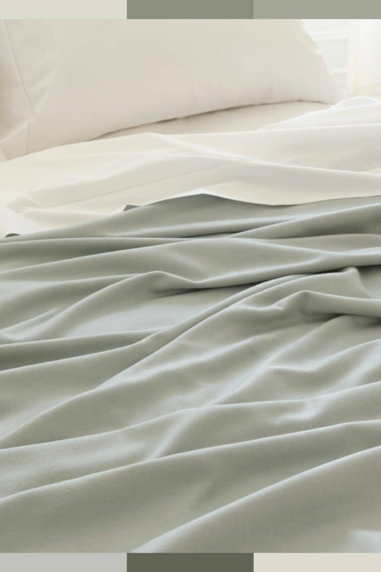 40+ Different Types Of Blankets to Improve Your Bedroom